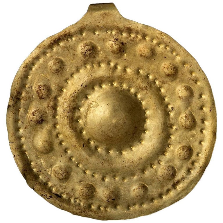 Ancient Gold Pendant, Mesopotamia, 2000-1800 BC For Sale at 1stDibs