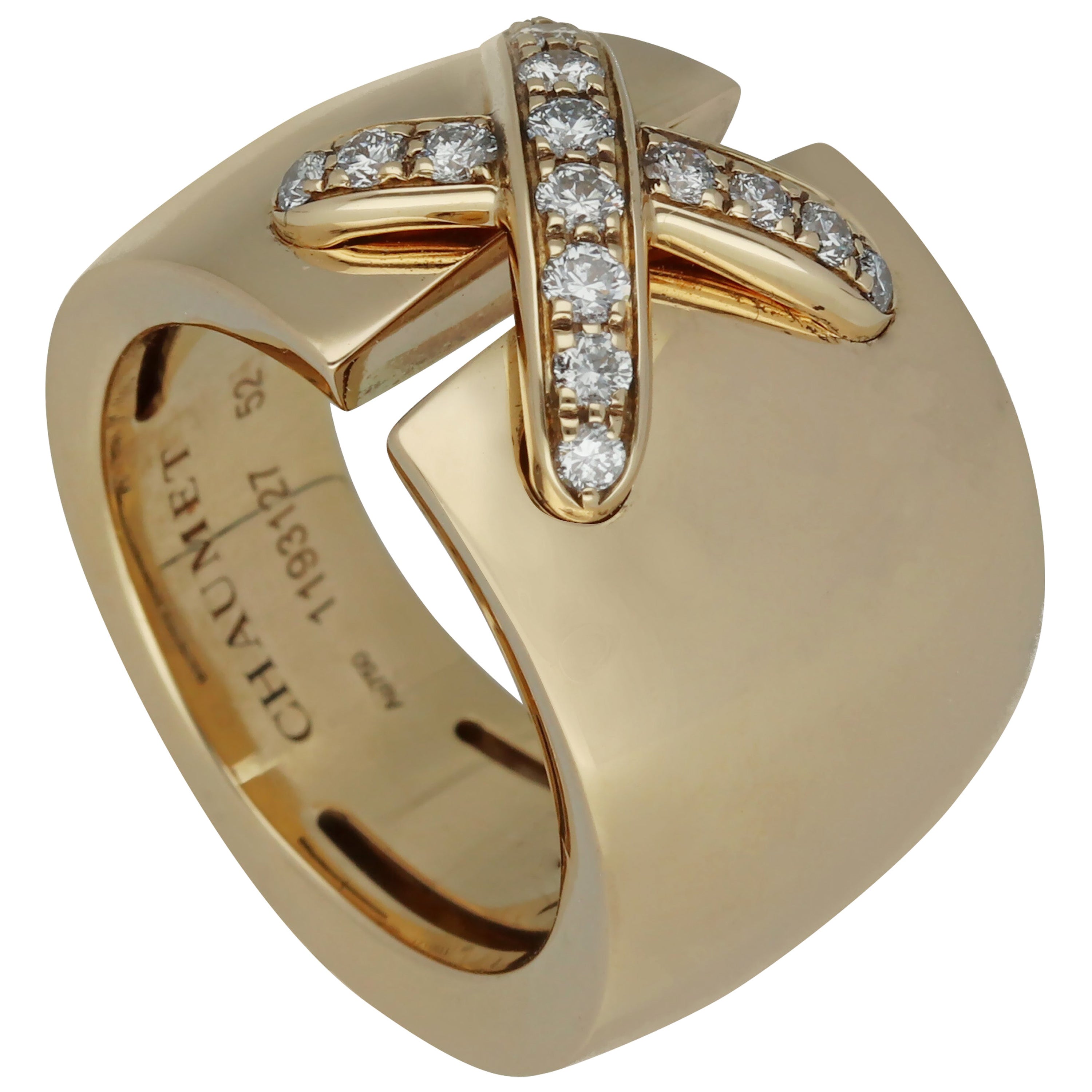 Chaumet Paris Amethyst Diamonds Gold Ring For Sale at 1stDibs