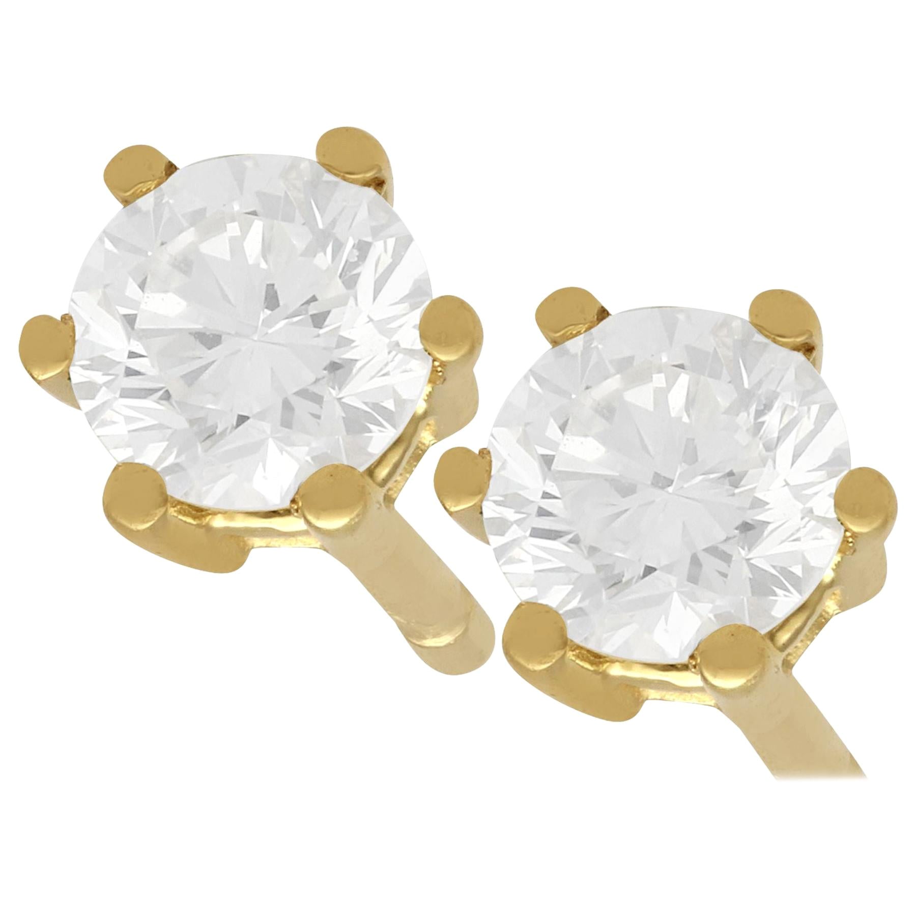 Vintage 1990s Coral and Yellow Gold Stud Earrings For Sale at 1stDibs