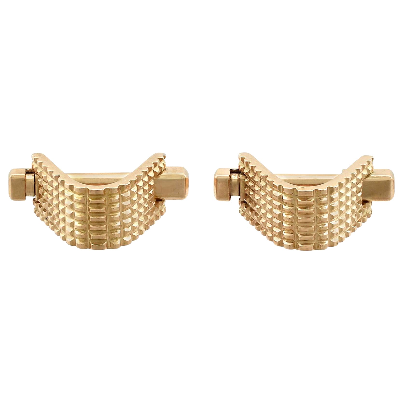 Vintage French 1960s 18 Karat Yellow Gold Cufflinks at 1stDibs