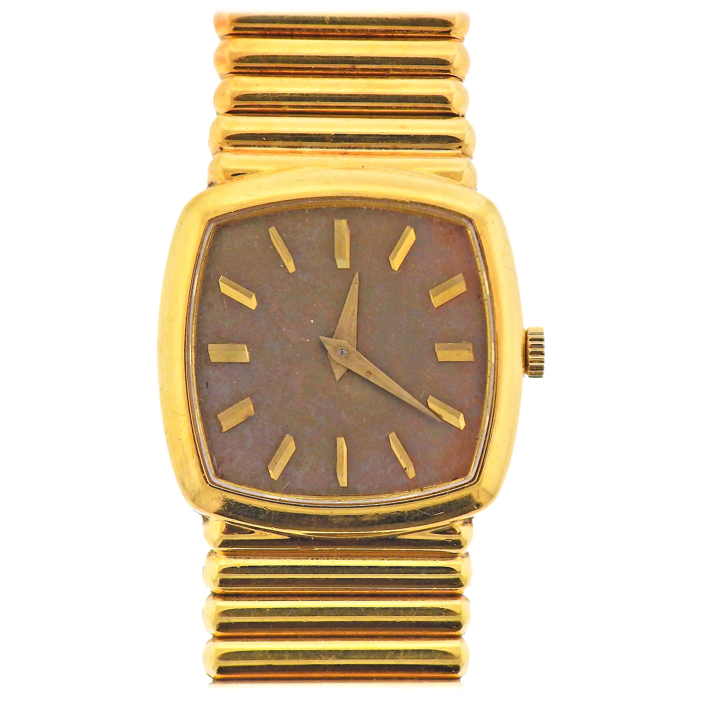 1960s Vintage Piaget Ref. 935A68 18 Karat Yellow Gold Textured Watch For Sale at 1stDibs