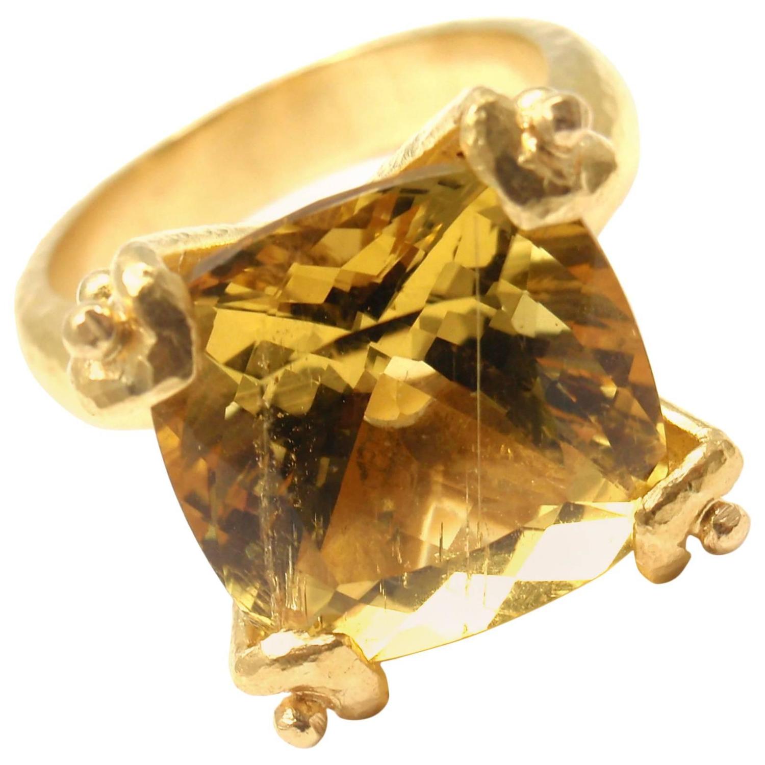 Elizabeth Locke Large Citrine Yellow Gold Ring at 1stdibs