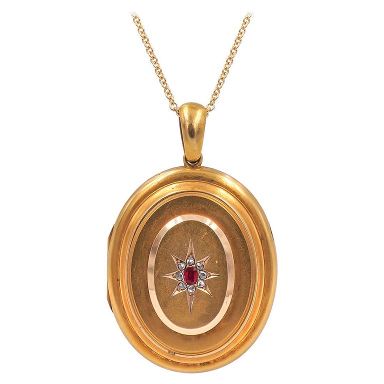 18 Karat Gold Victorian Ruby and Diamond Starburst Locket For Sale at ...