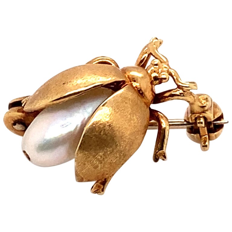 1950s Pearl Lady Bug Pin in 18 Karat Yellow Gold For Sale at 1stDibs