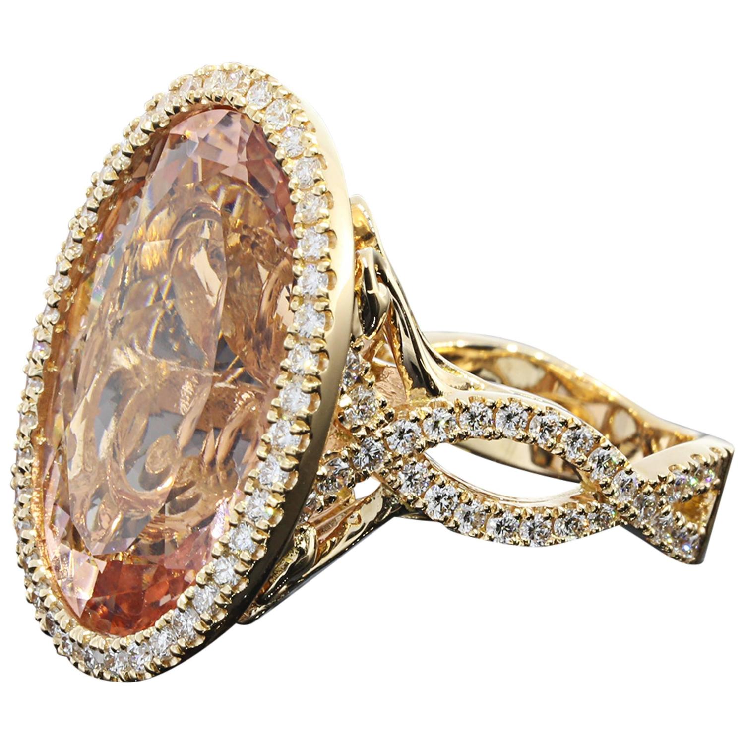 Rose Gold Oval Morganite and Diamond Ring For Sale at 1stdibs