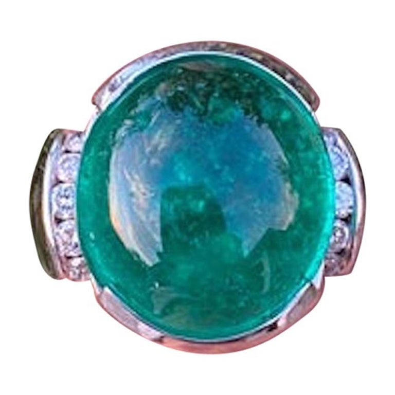 14 Ct Colombian Emerald and Diamond Ring 18 Karat White Gold at 1stDibs