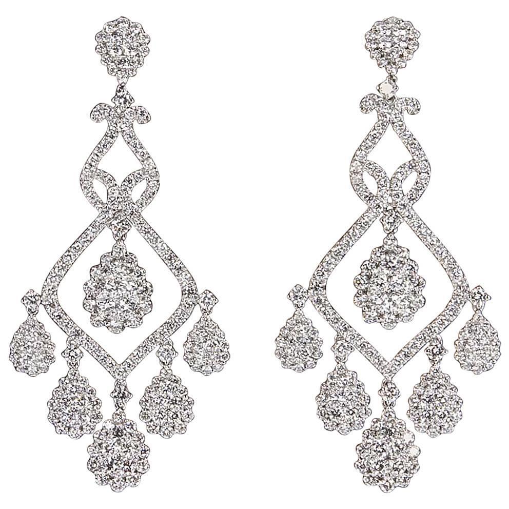 Diamond Gold Chandelier Earrings For Sale at 1stdibs Diamond Gold Chandelier Earrings For Sale at 1stdibs
