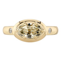 Handcrafted Moval Cobblestone Ring in 18K Yellow Gold by Single Stone For Sale at 1stDibs