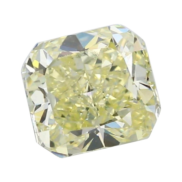 Diamant jaune radiant de 3,03 carats certifié par le GIA - En vente sur ...