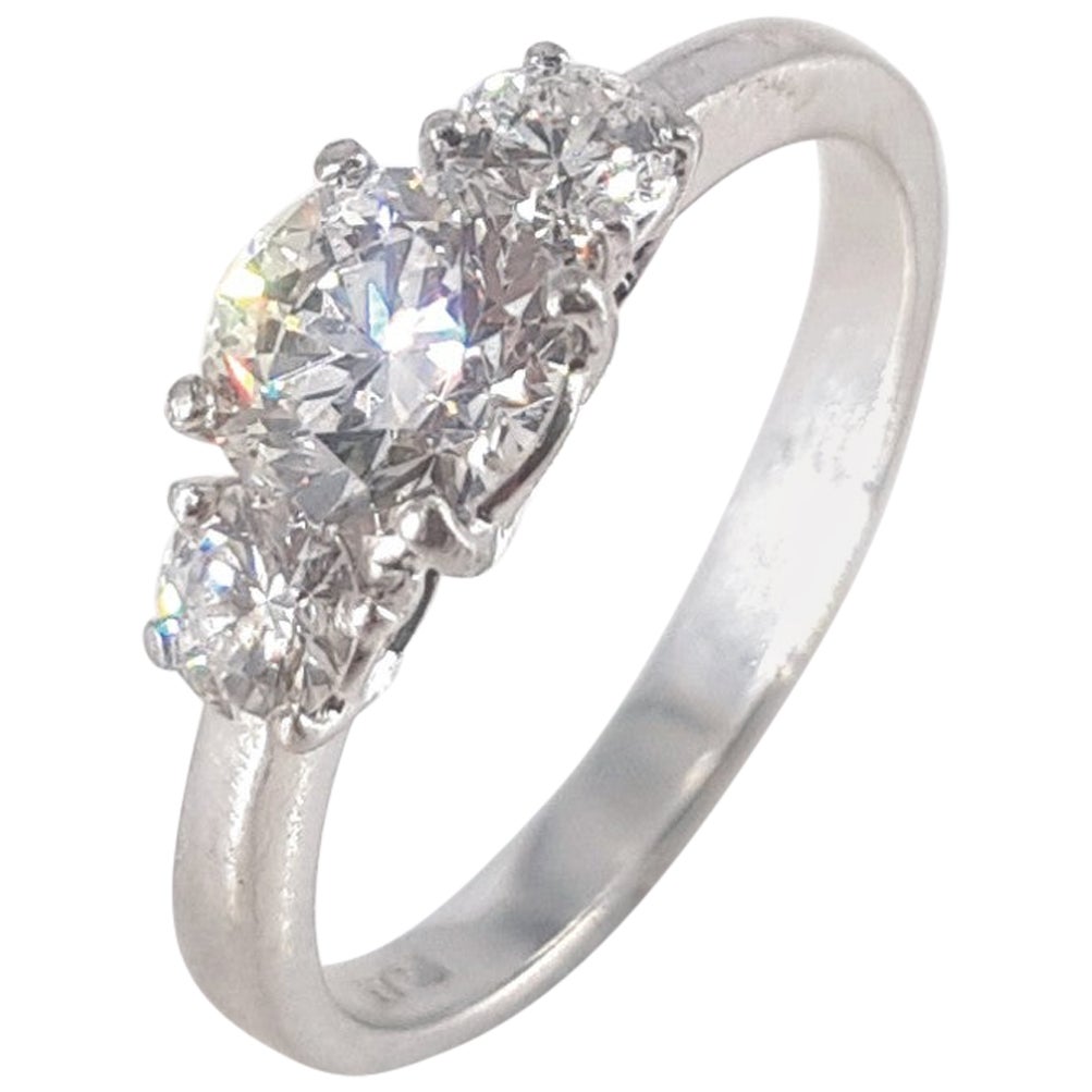 Ring Platinum Diamond For Sale at 1stDibs