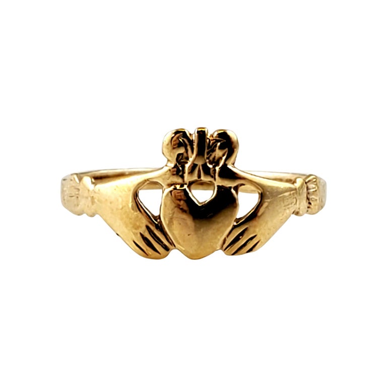 14K Yellow Gold Claddagh Ring at 1stDibs