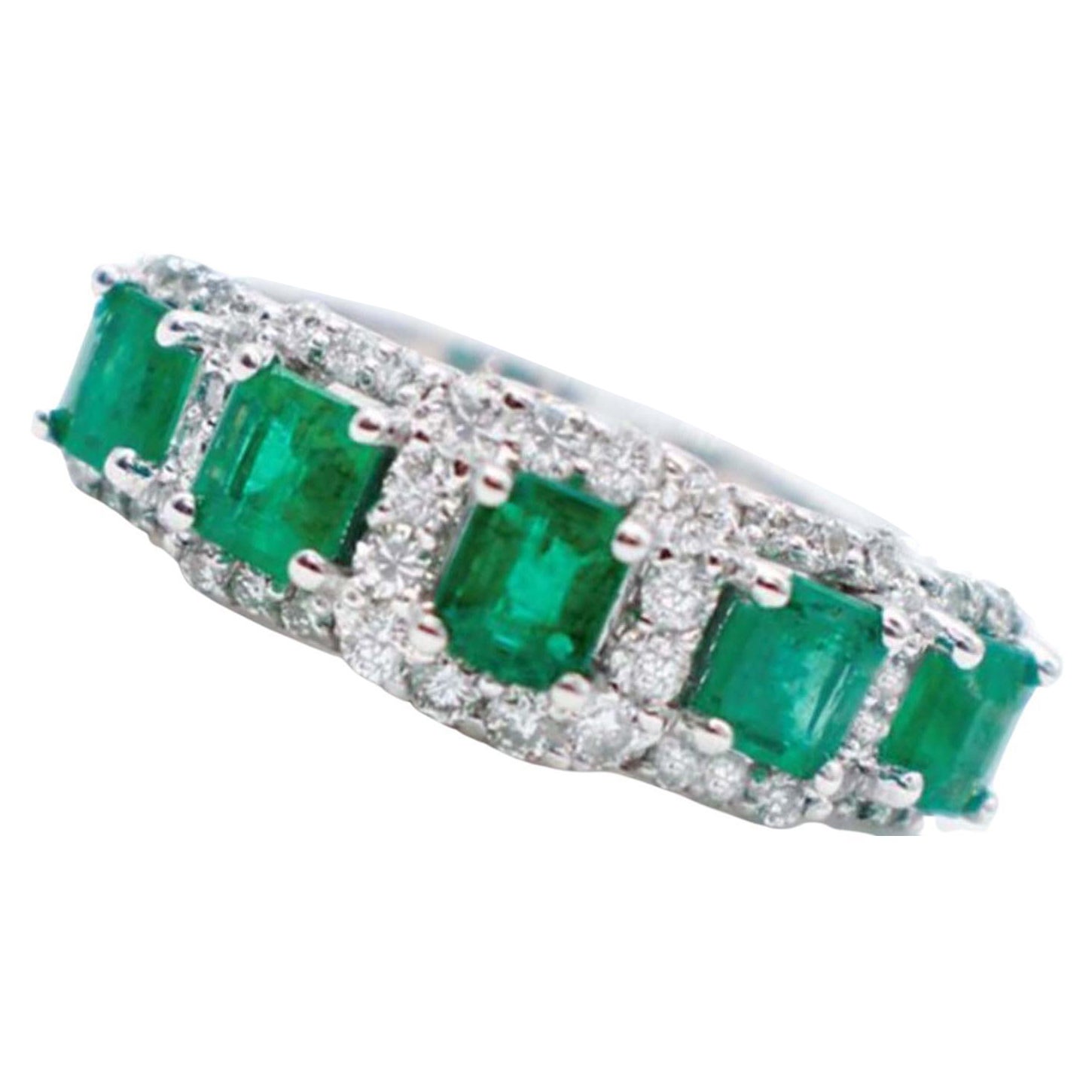 Antique Diamonds 40 Emerald 18 Karat White Gold Ring For Sale At 1stdibs
