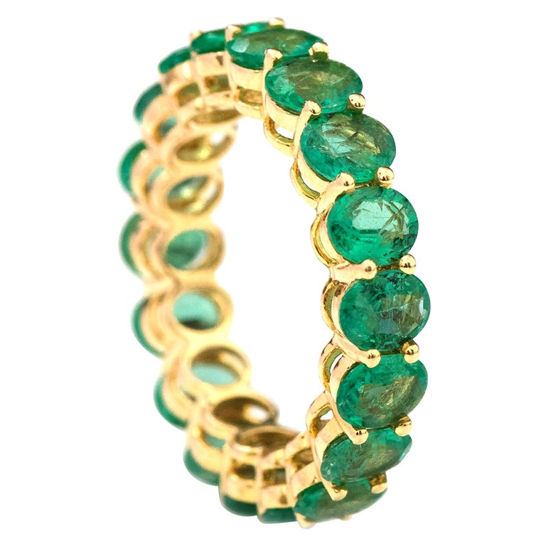 18 Karat Yellow Gold 40 Pointers Oval-Cut Natural Emerald Eternity Band ...