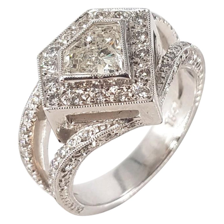 Gold Shield Ring For Sale at 1stDibs