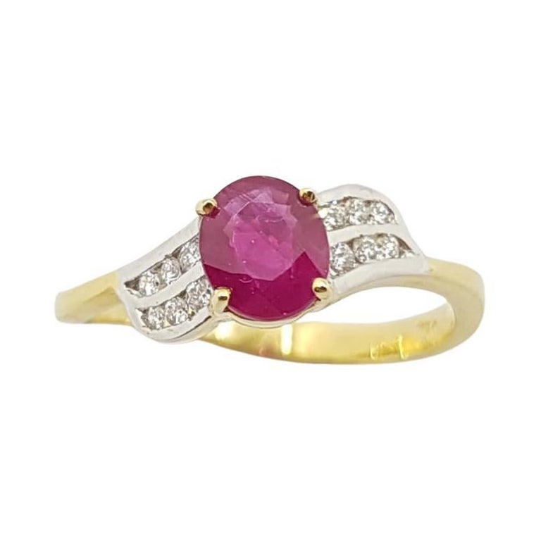 Ruby with Diamond Ring Set in 18 Karat Gold Settings For Sale at 1stDibs