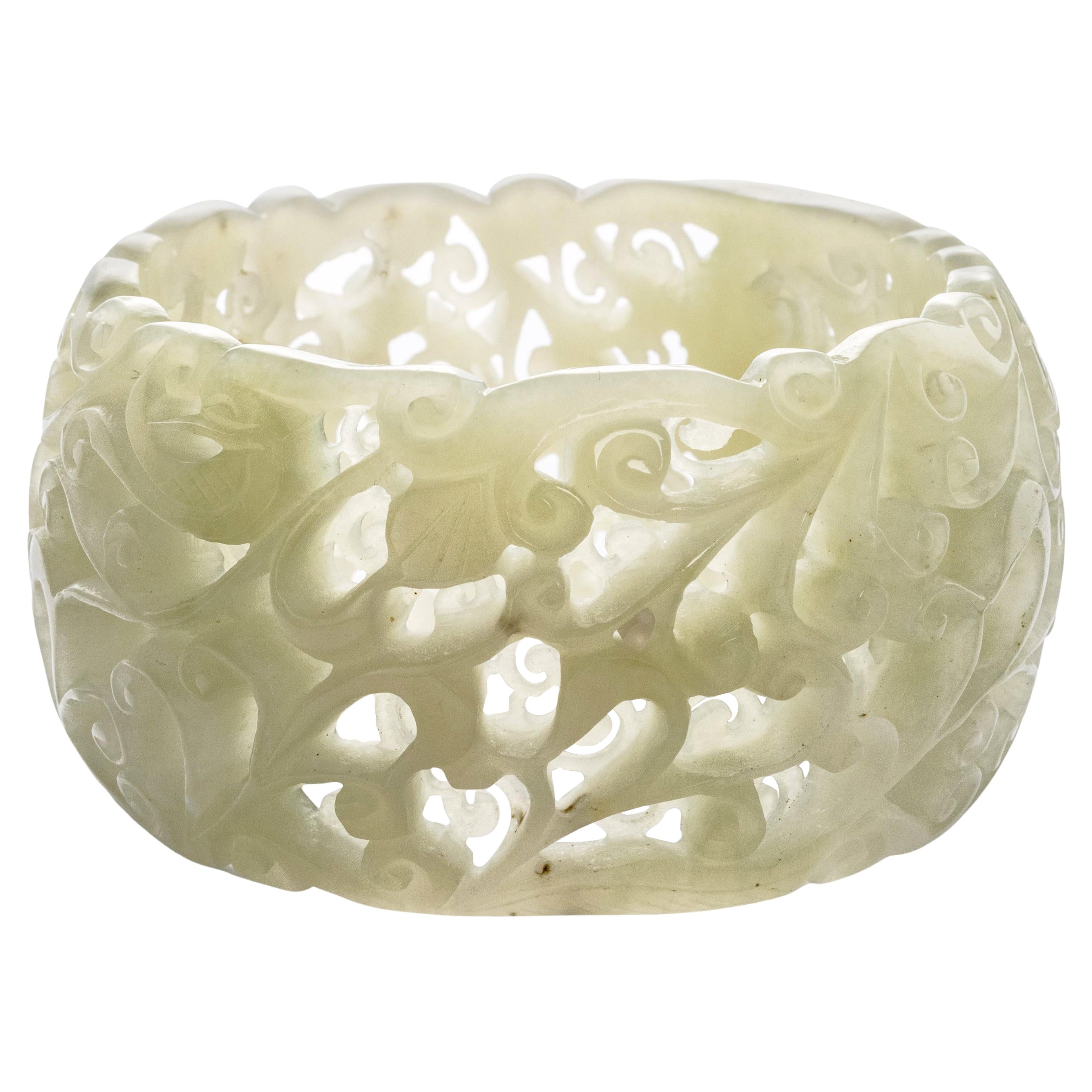 Gump's Jade Bangle Green Nephrite at 1stDibs | nephrite jade bangle