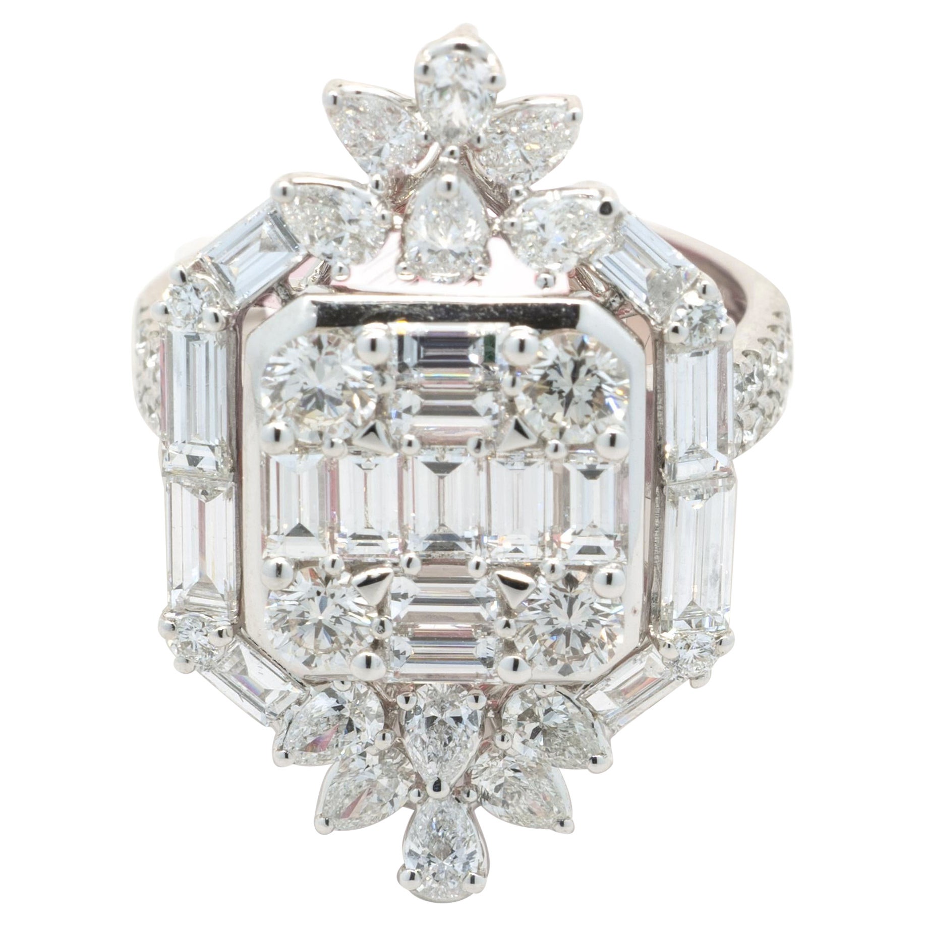 18 Karat White Gold Deco Style Mosaic Set Diamond Ring For Sale at 1stDibs