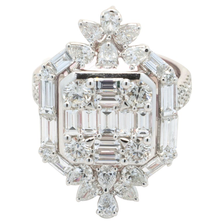 18 Karat White Gold Deco Style Mosaic Set Diamond Ring For Sale at 1stDibs