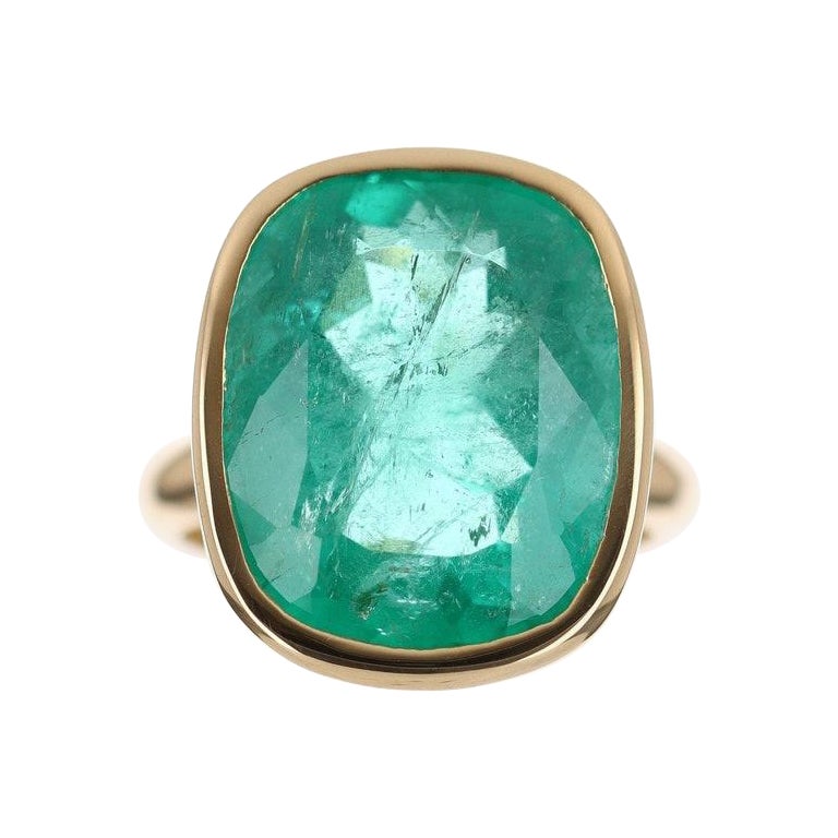 2.97ct 18K Teardrop Emerald Georgian Styled Solitaire Ring For Sale at ...