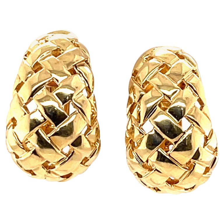 Vintage Tiffany and Co. 18 Karat Gold Mesh Earrings For Sale at 1stDibs