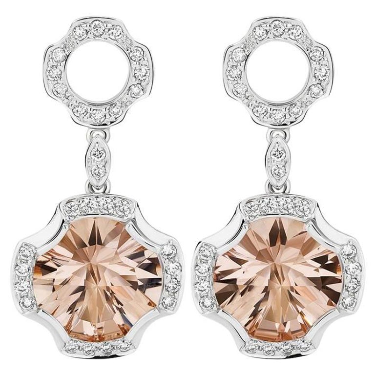 Morganit und Diamant-Ohrringe aus 18 Karat Weißgold im Angebot bei 1stDibs