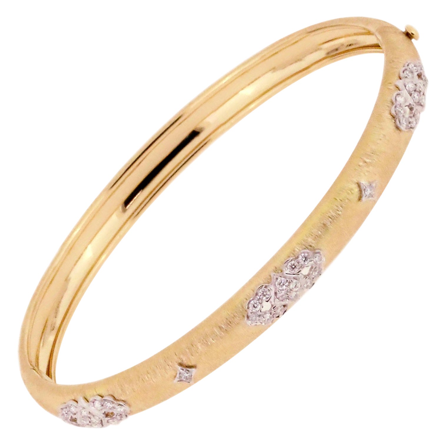 Diamond Velvet Bracelet in 18K White Gold Unworn For Sale at 1stDibs