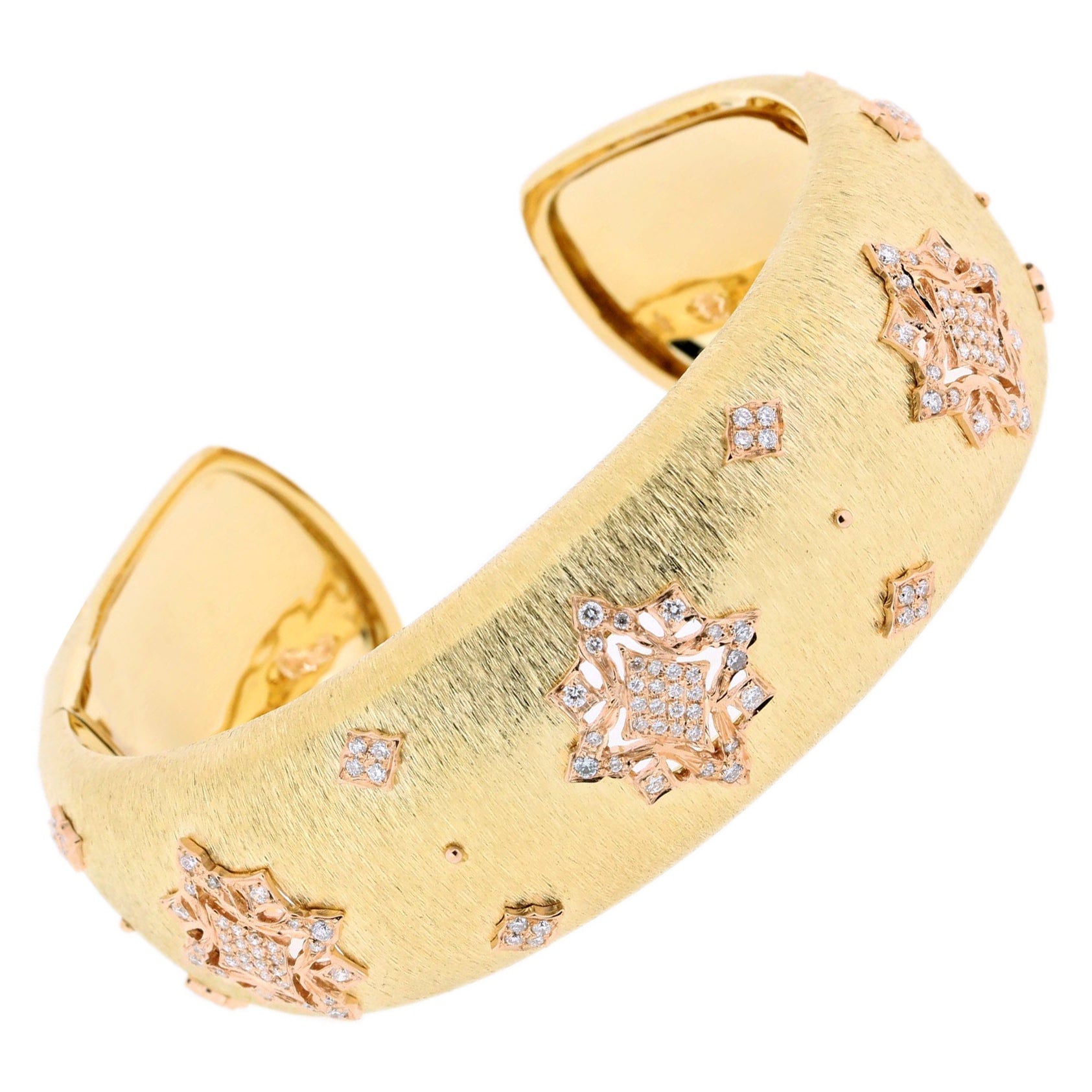 Florentine Finish 18 Karat Gold Etruscan Style Bangle For Sale at 1stDibs