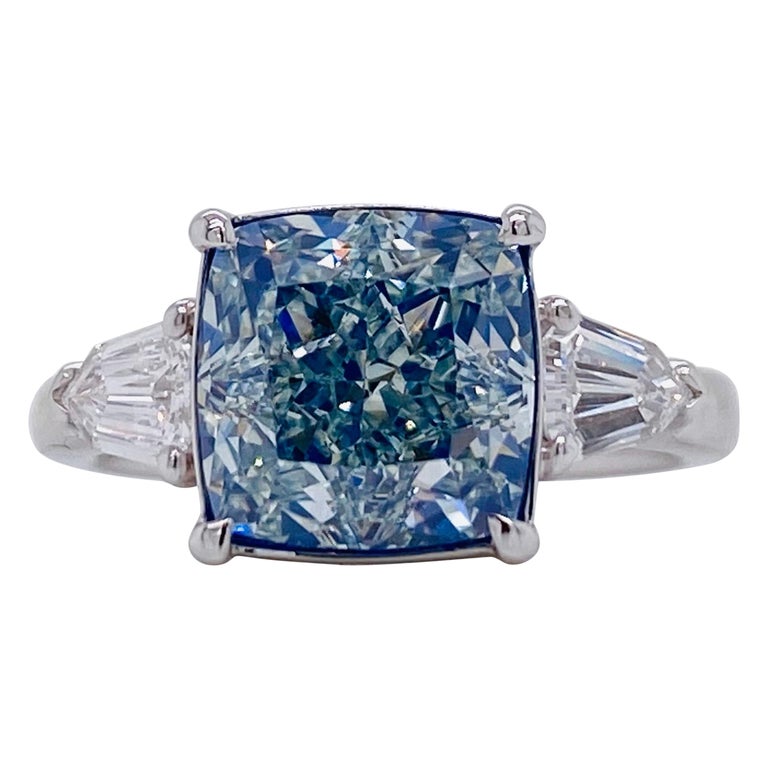 Emilio Jewelry GIA Certified 4.44 Carat Fancy Bluish Green Diamond Ring For Sale at 1stDibs