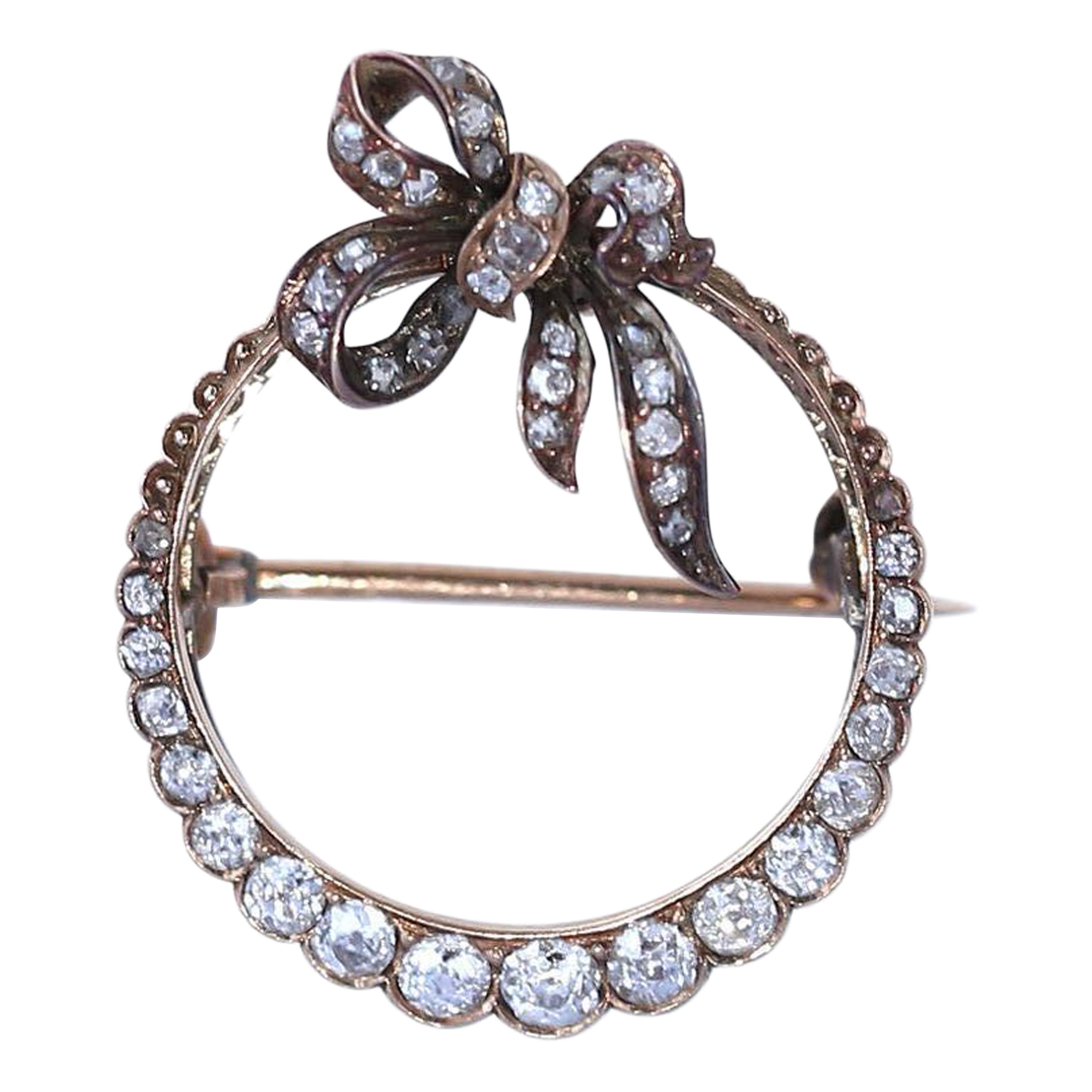 Victorian Diamond Bow Circle Brooch Gold, 1900 at 1stDibs