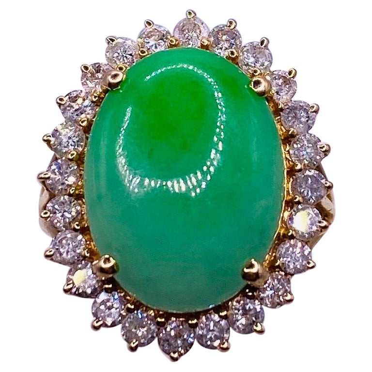 Cabochon Cut Jade and Diamond Yellow Gold Ring For Sale at 1stDibs