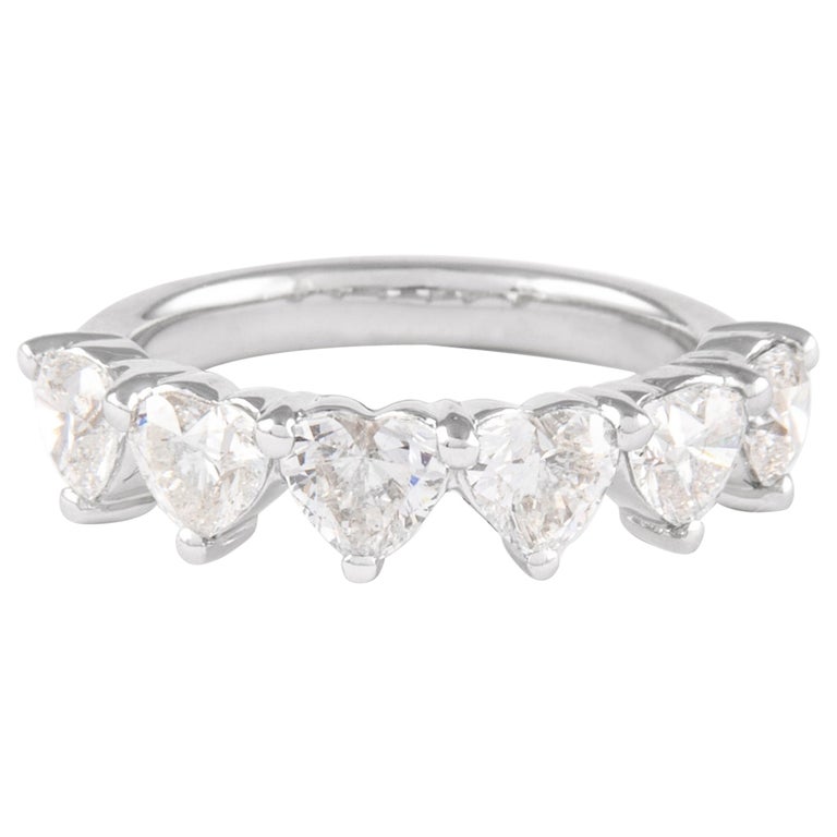 Alexander 1.84ct Heart Diamond D-F VVS2/VS1 Half Eternity Band Platinum For Sale at 1stDibs