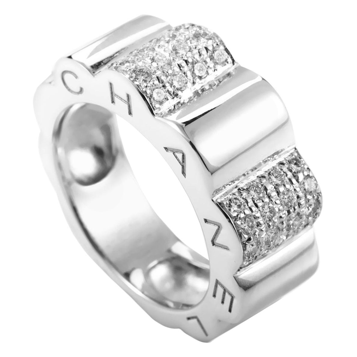 CHANEL Matelasse White Gold Ring at 1stDibs