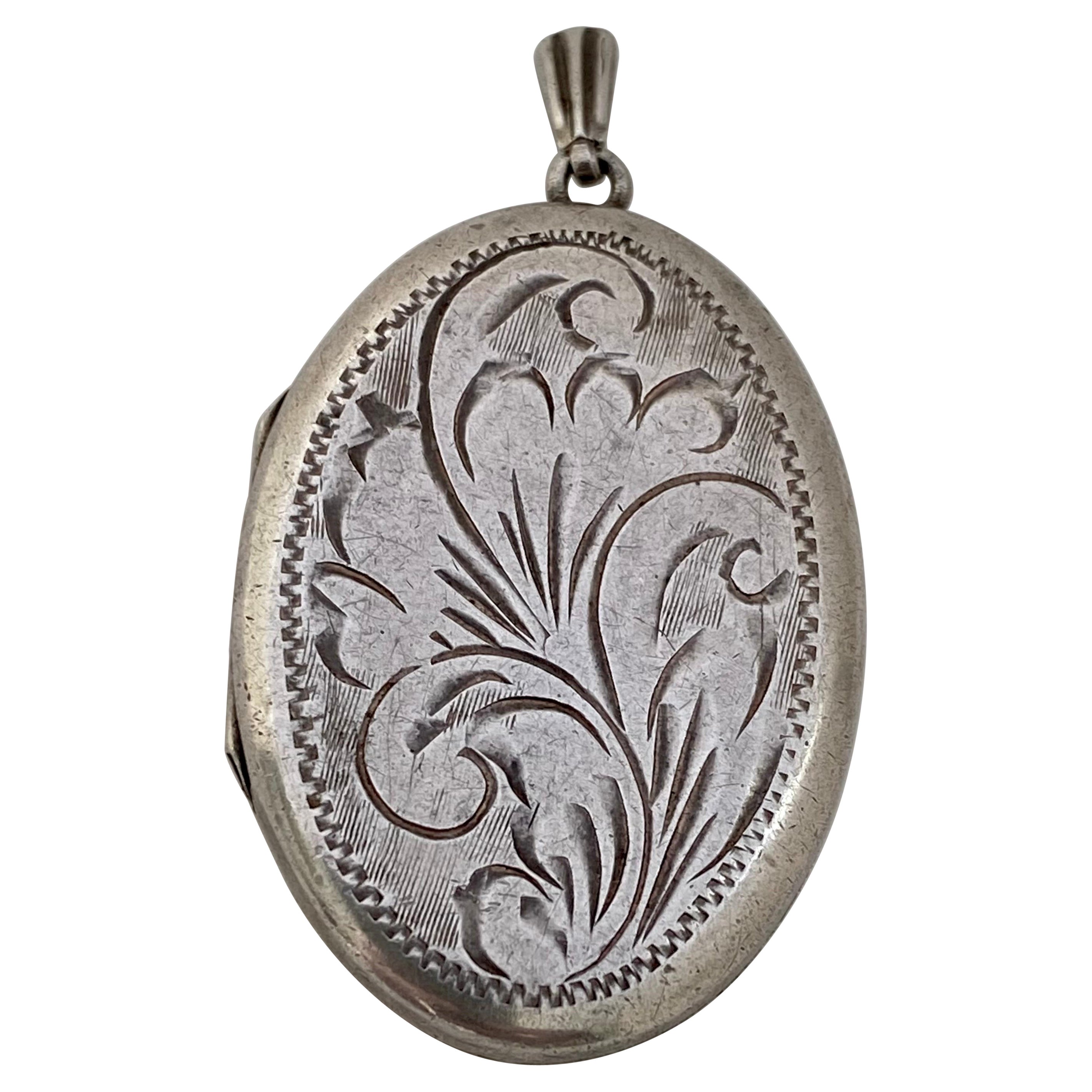 Antique Victorian Sterling Silver Floral Locket, circa 1900 For Sale at ...