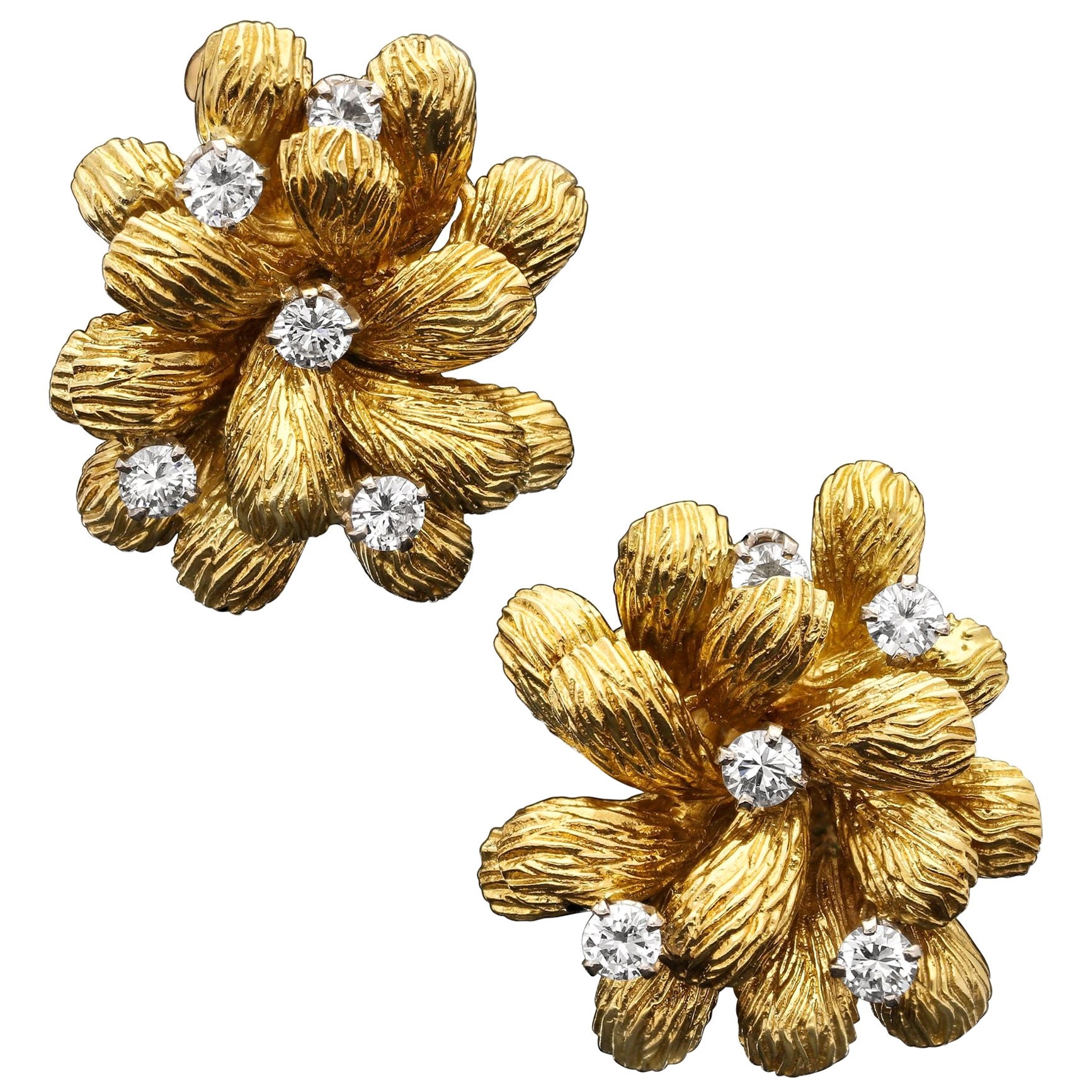 Vintage Van Cleef and Arpels Large Diamond and Gold Magnolia Flower ...