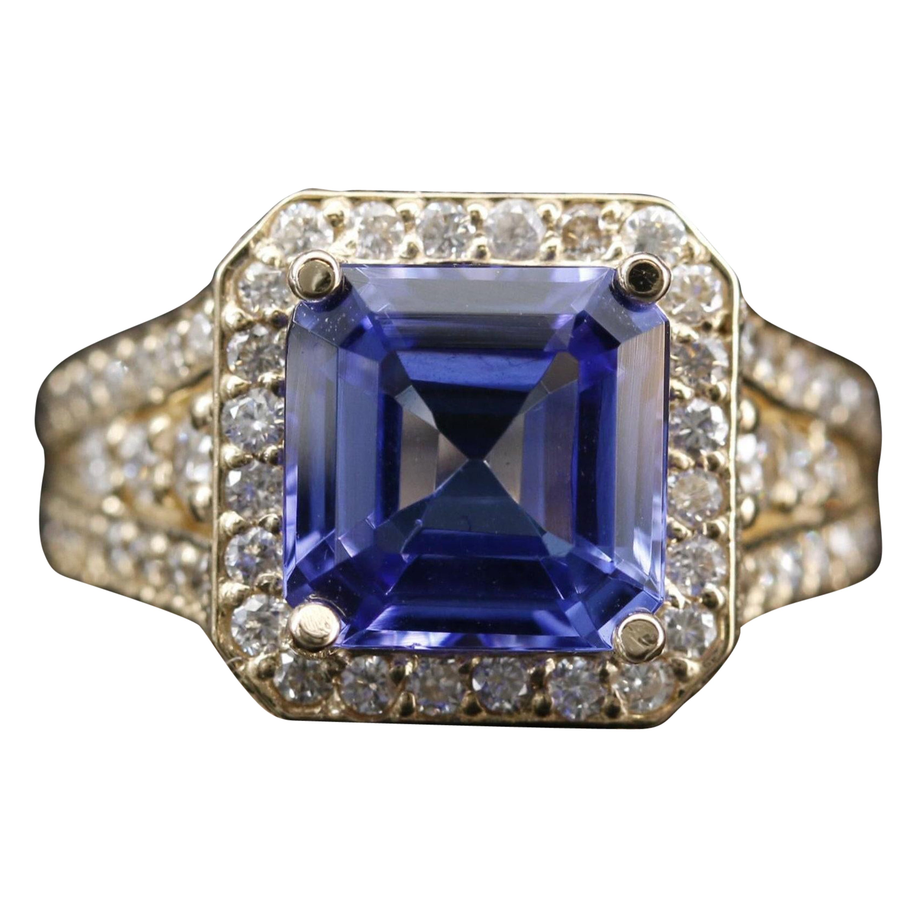 Yellow Gold and Diamonds Wedding or Engagement Ring For Sale at 1stDibs