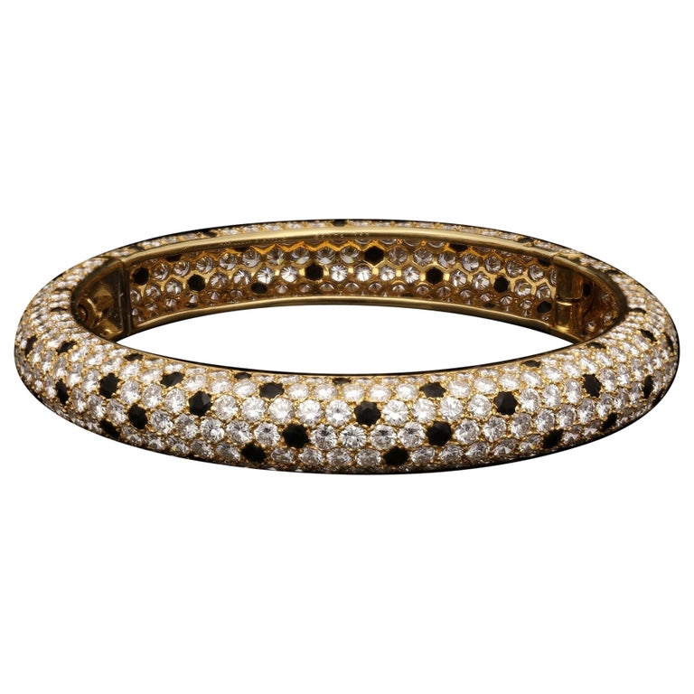 Van Cleef and Arpels Bracelet jonc français en or 18 carats, diamants ...