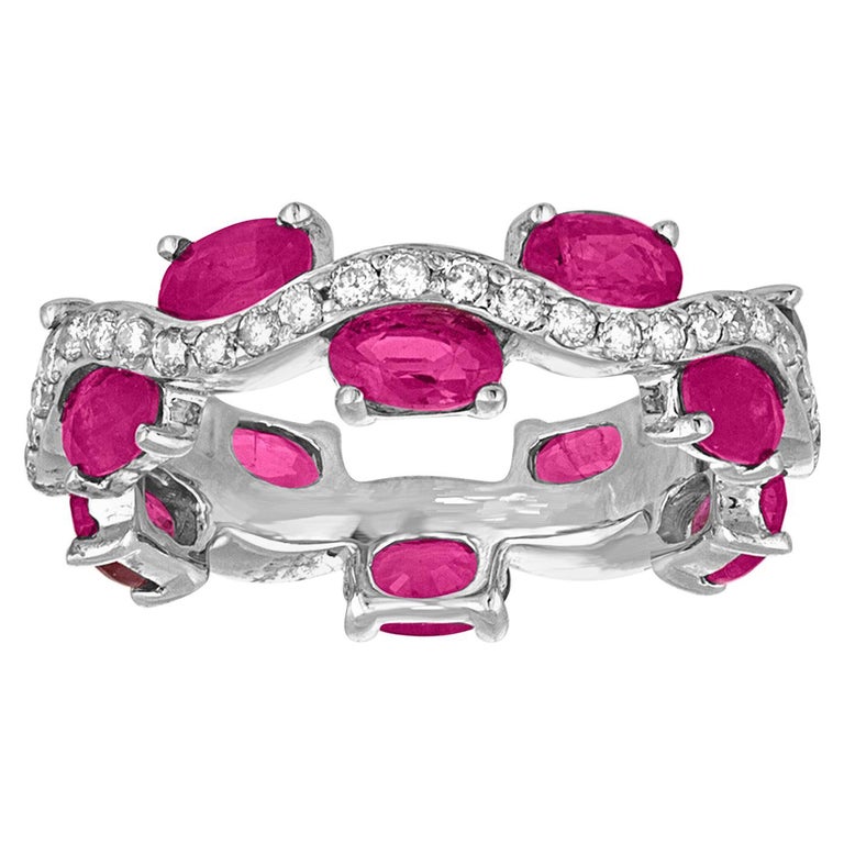 2.50 Carat Ruby and Diamond Wave Gold Band Ring For Sale at 1stDibs