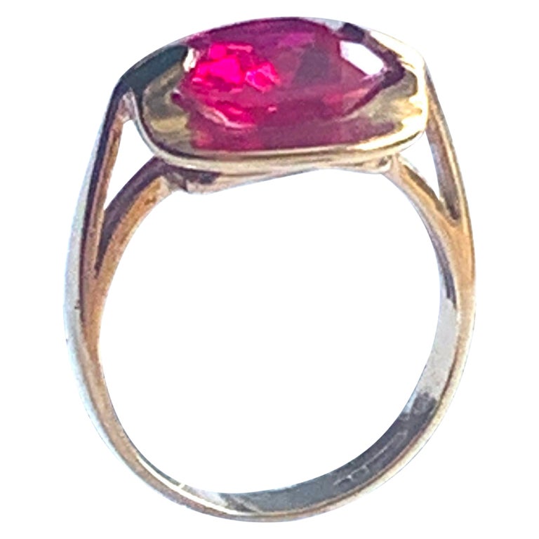 9ct Gold Gem Set Ring For Sale at 1stDibs