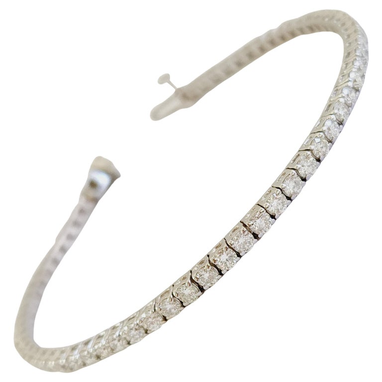 4.17 Carat Round Brilliant Natural Diamond Tennis Bracelet 18 Karat White Gold For Sale at 1stDibs