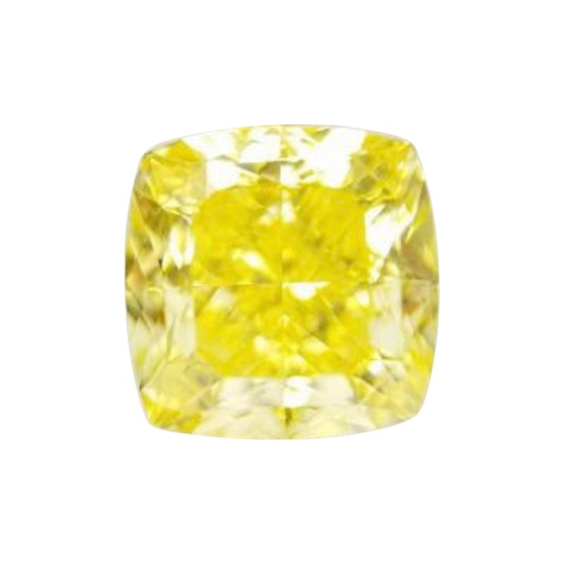 No Reserve, Certified GIA Intense Yellow Diamond Ct 1,02 Heart Cut For ...