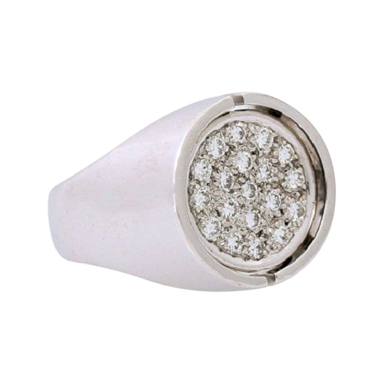 Ring with 19 Diamonds For Sale at 1stDibs