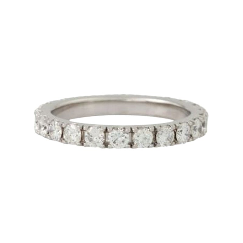 Eternity Ring with 21 Diamonds For Sale at 1stDibs