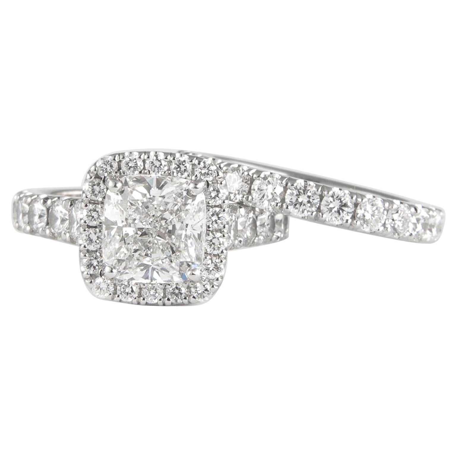Caribbean Blue Diamond Ring with VS Diamonds on Band For Sale at 1stDibs
