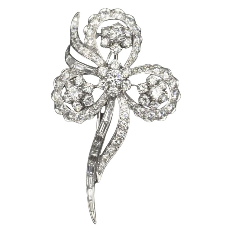Floral Art Deco Diamond Pin, Made in Platinum with Old European Cut ...