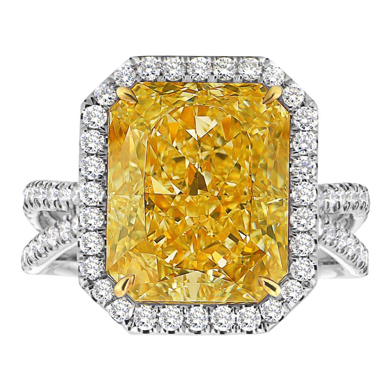 9.04ct Light Yellow Radiant VS2 GIA Ring For Sale at 1stDibs
