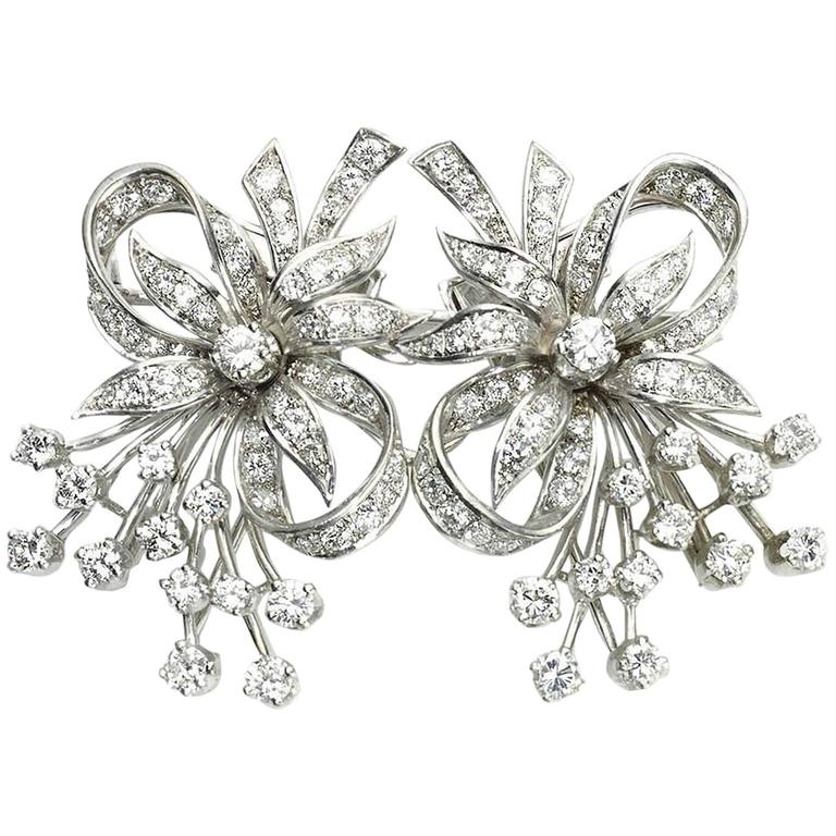 Diamond Platinum Double Clip Brooch at 1stDibs