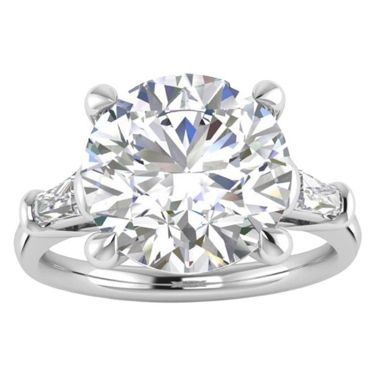 IGI Certified 5 Ct of Diamond on Solitaire Ring For Sale at 1stDibs
