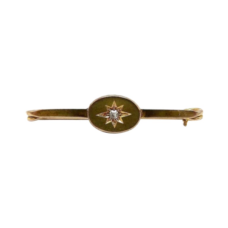 15K Gold Victorian Bar Pin with Diamond in a Star Burst For Sale at 1stDibs