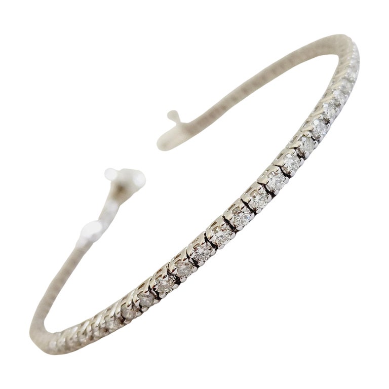 2.56 Carat Round Brilliant Natural Diamond Tennis Bracelet 18 Karat White Gold For Sale at 1stDibs