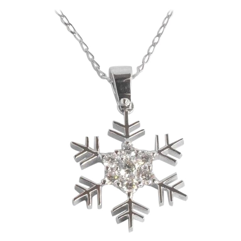 18K Gold Snowflake Diamond Pendant Christmas Charm Winter Necklace For ...
